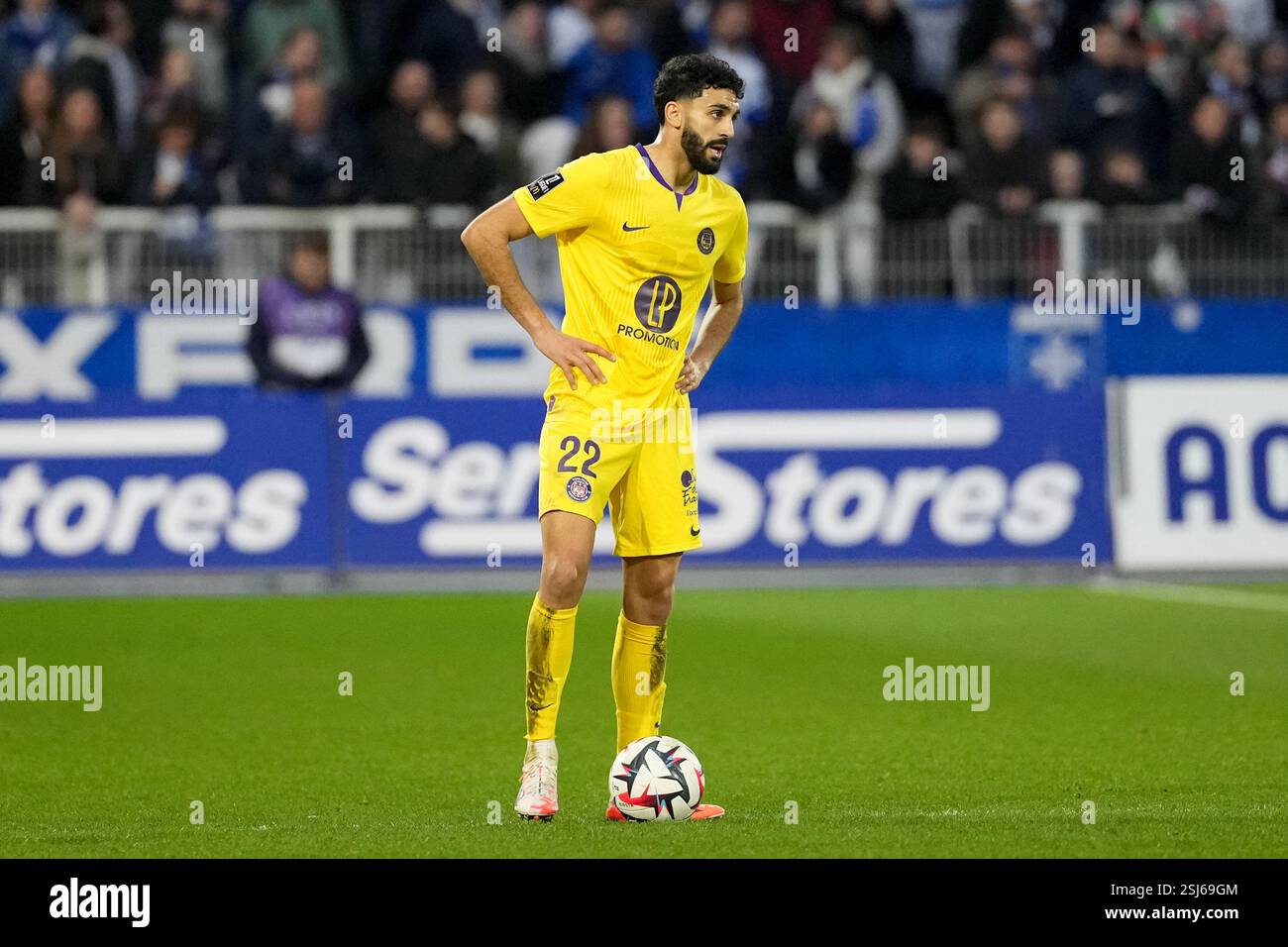 22 Rafik MESSALI (tfc) during the Ligue 1 McDonald's match between ...