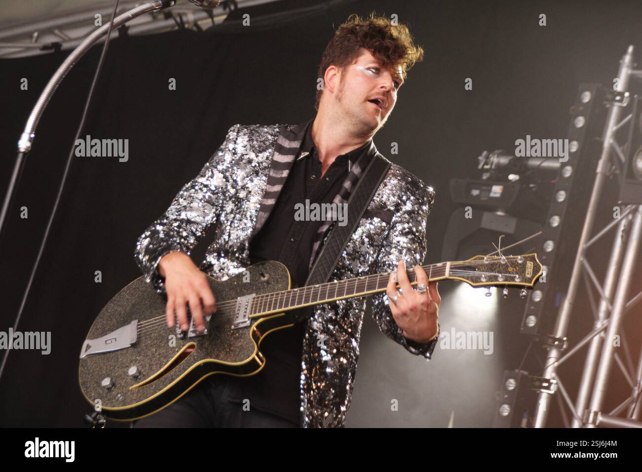 Kolars (Rob Kolar and Lauren Brown) at Cornbury Music Festival 2018 ...