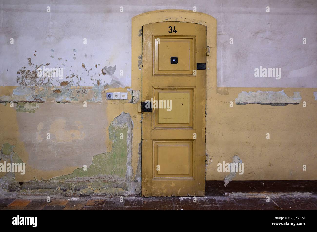 Stollberg, Germany. 11th Feb, 2025. View into the cell house of what ...