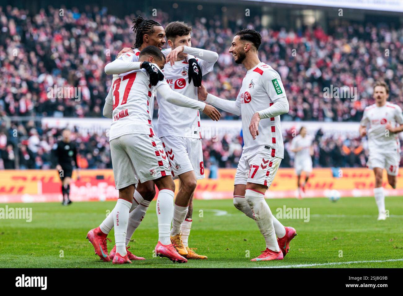 Jubel zum 1:0 durch Damion Downs (1. FC K?ln, 42) 2. Fu?ball Bundesliga, 1. FC K?ln - FC Schalke ...