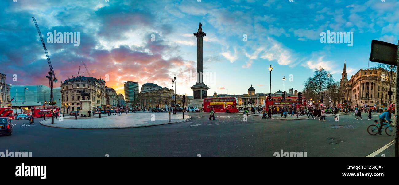 Huge roundabout in city centre hi-res stock photography and images - Alamy