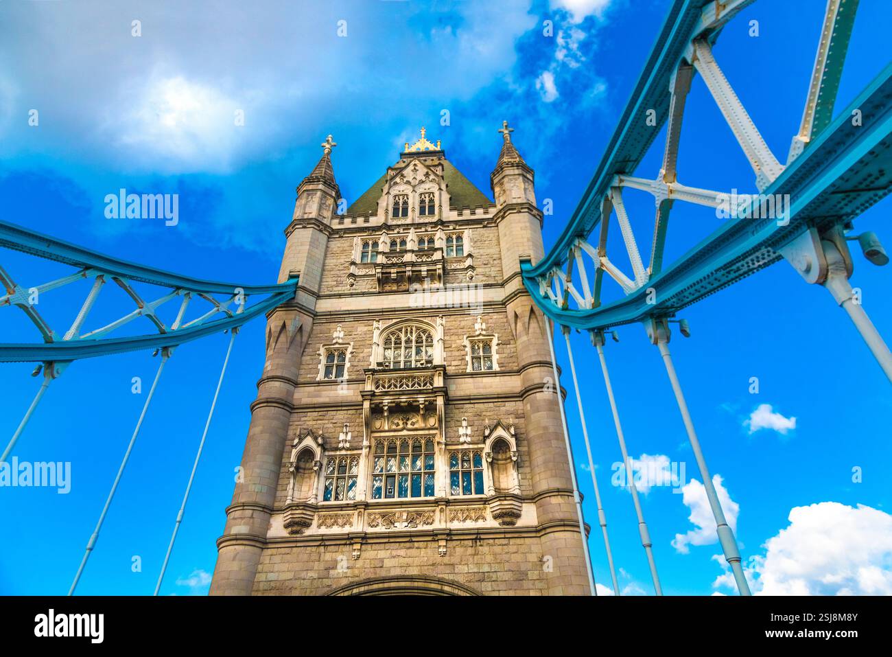 Great close-up view of one of the twin towers of London's iconic Tower ...