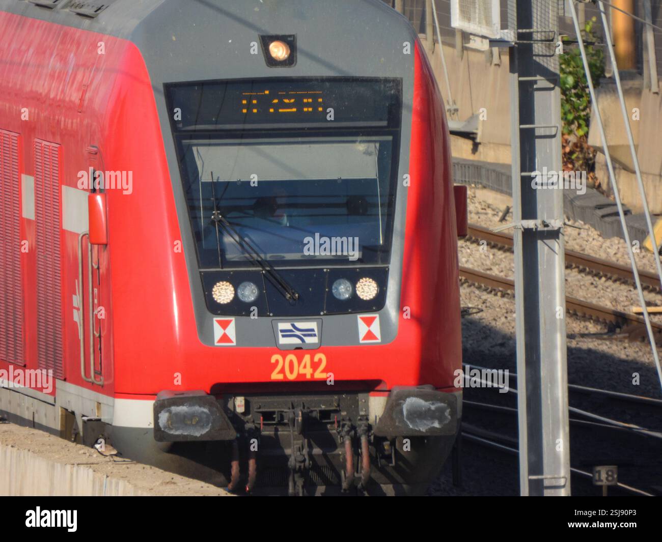 Line owned by network rail hi-res stock photography and images - Alamy