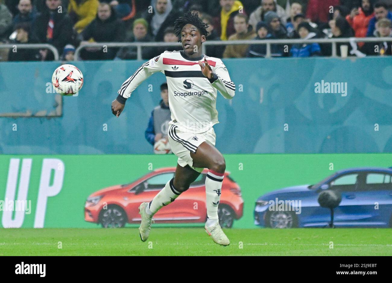 Mainoo manchester united 2025 hi-res stock photography and images - Alamy