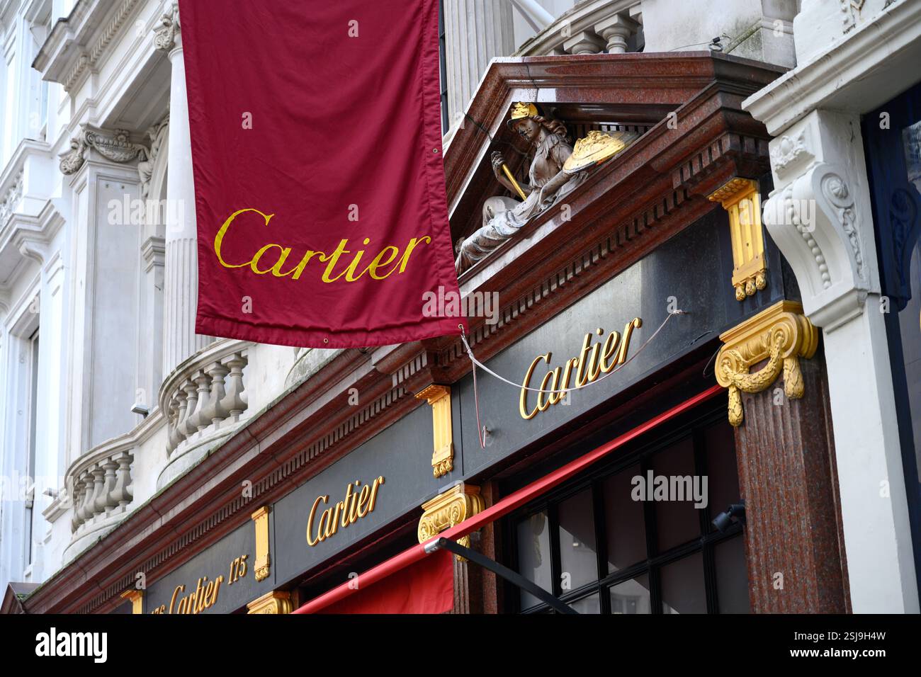 FLondon, UK. January 29th 2025. lagship store of luxury brand Cartier ...