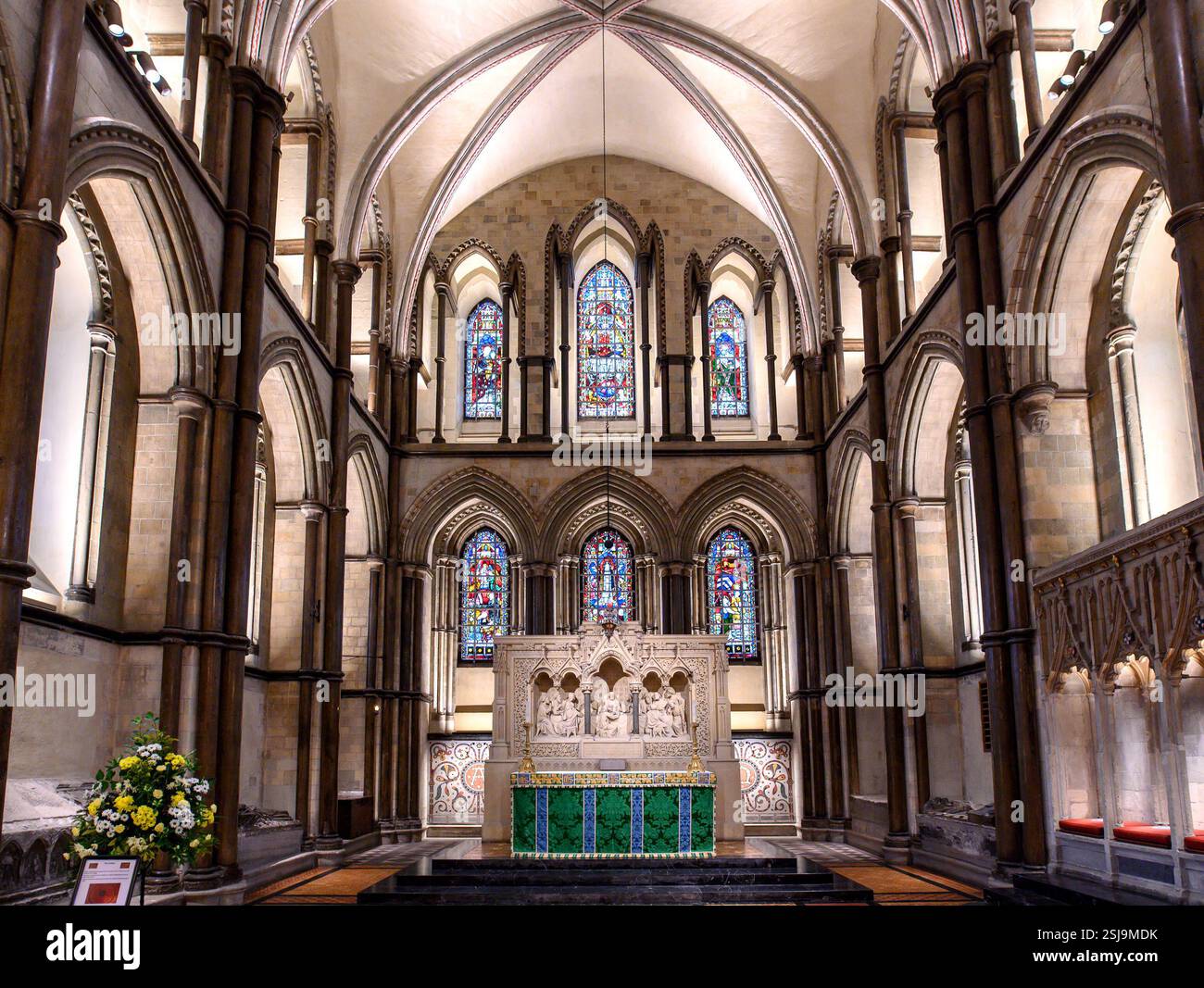 Rochester, Kent, UK. Rochester Cathedral (1080AD: Britain's second ...