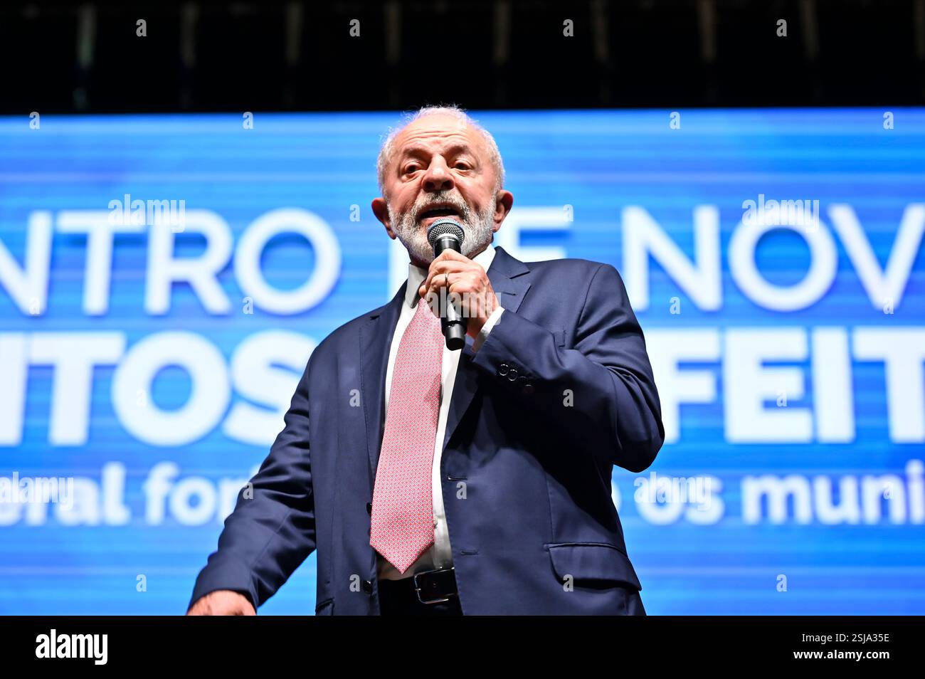 Brasilia, Brazil. 11th Feb, 2025. BRASÍLIA, DF - 11.02.2025: LULA ...