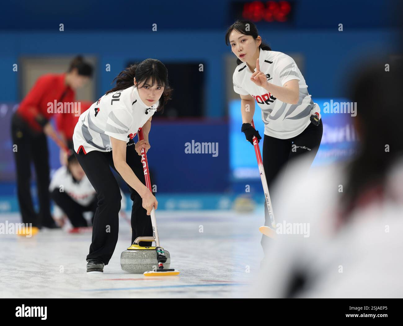 Harbin, China's Heilongjiang Province. 11th Feb, 2025. Seol Yeeun (L ...