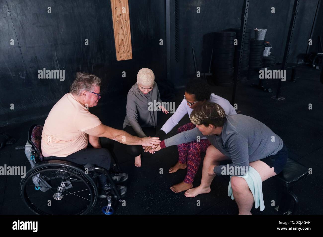 Hands sport hi-res stock photography and images - Alamy