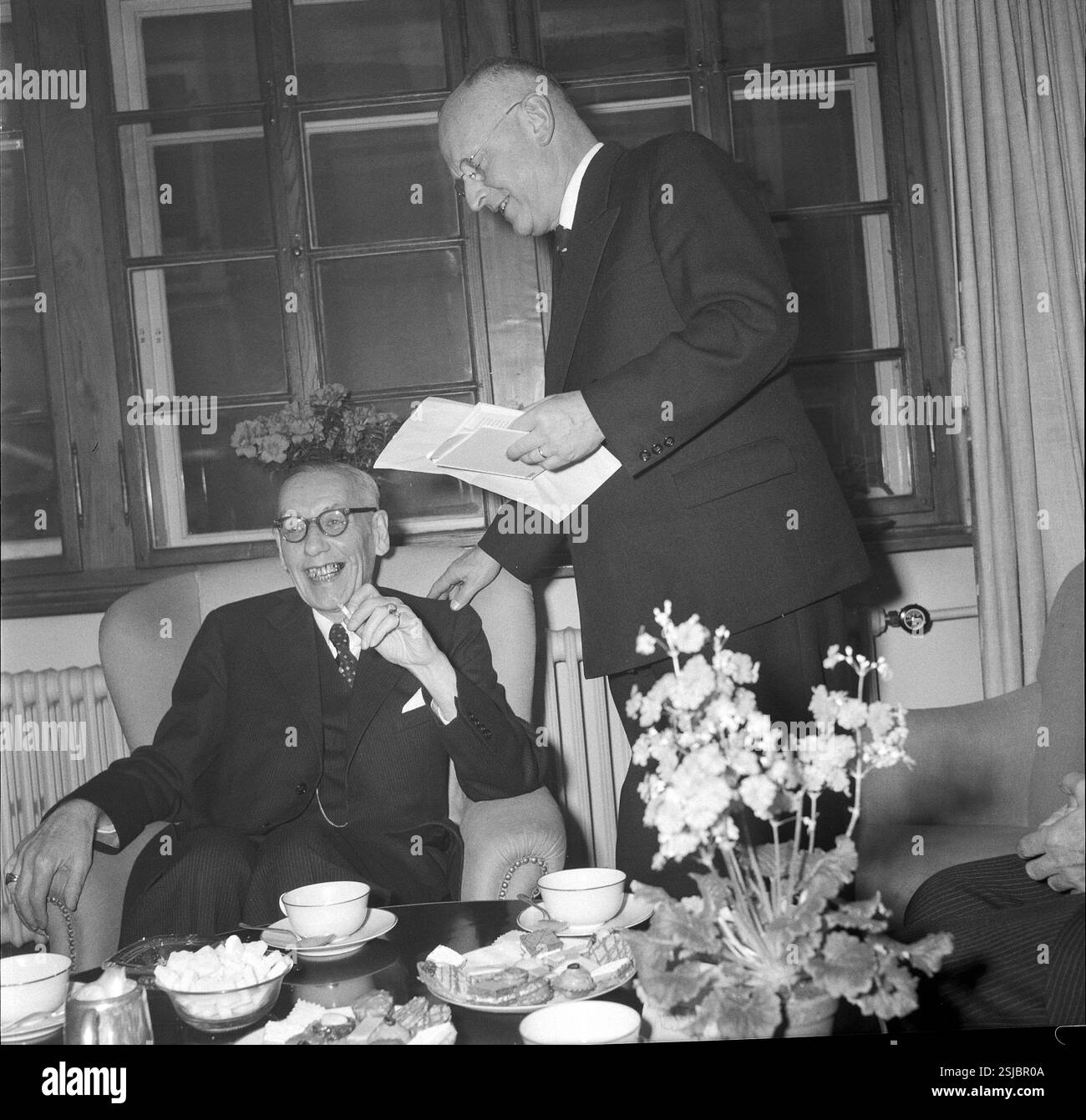 Werner Bergengruen, Emil Landolt 1958#Werner Bergengruen, Emil Landolt ...