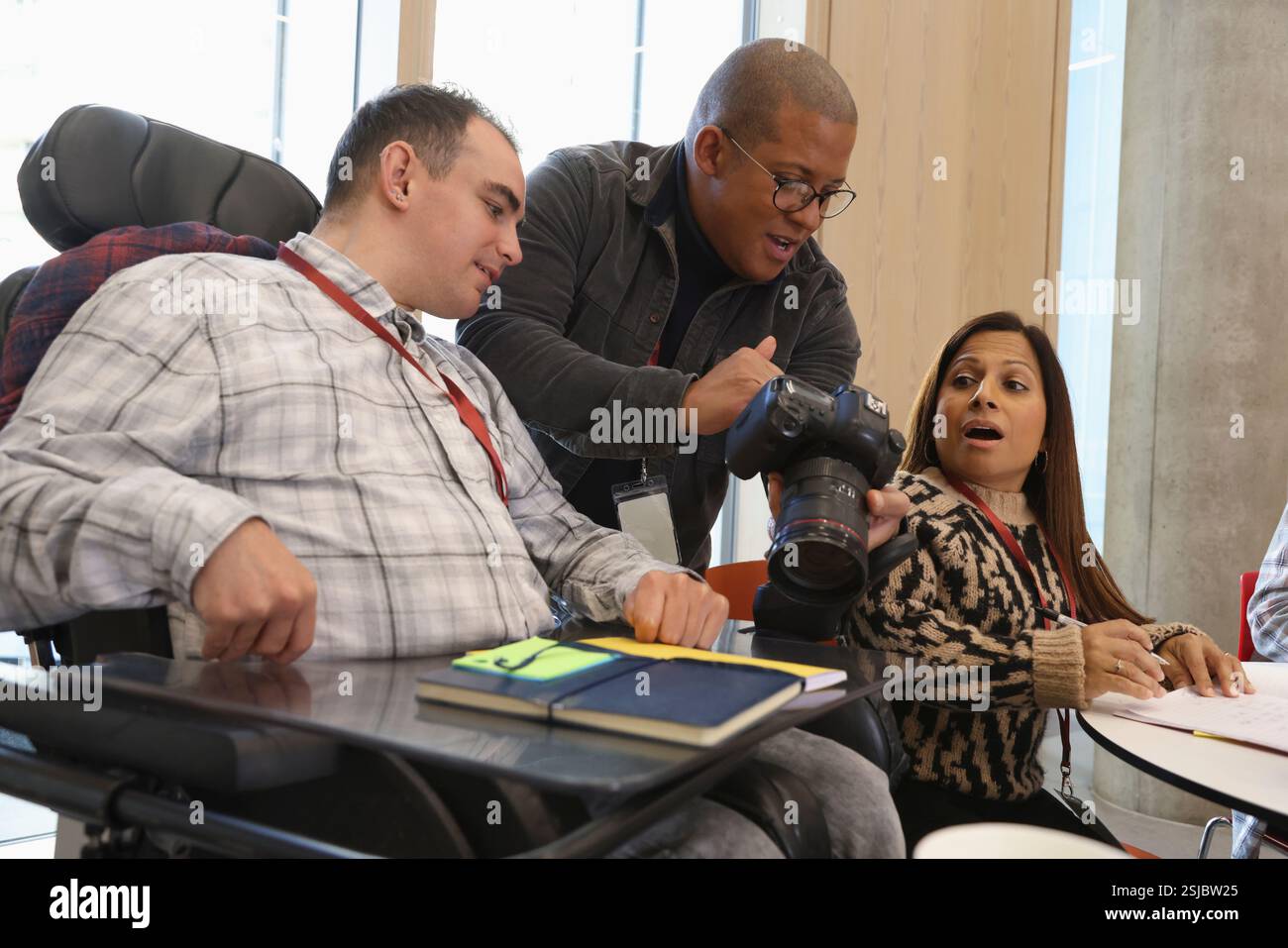 Teaching equality uk hi-res stock photography and images - Alamy