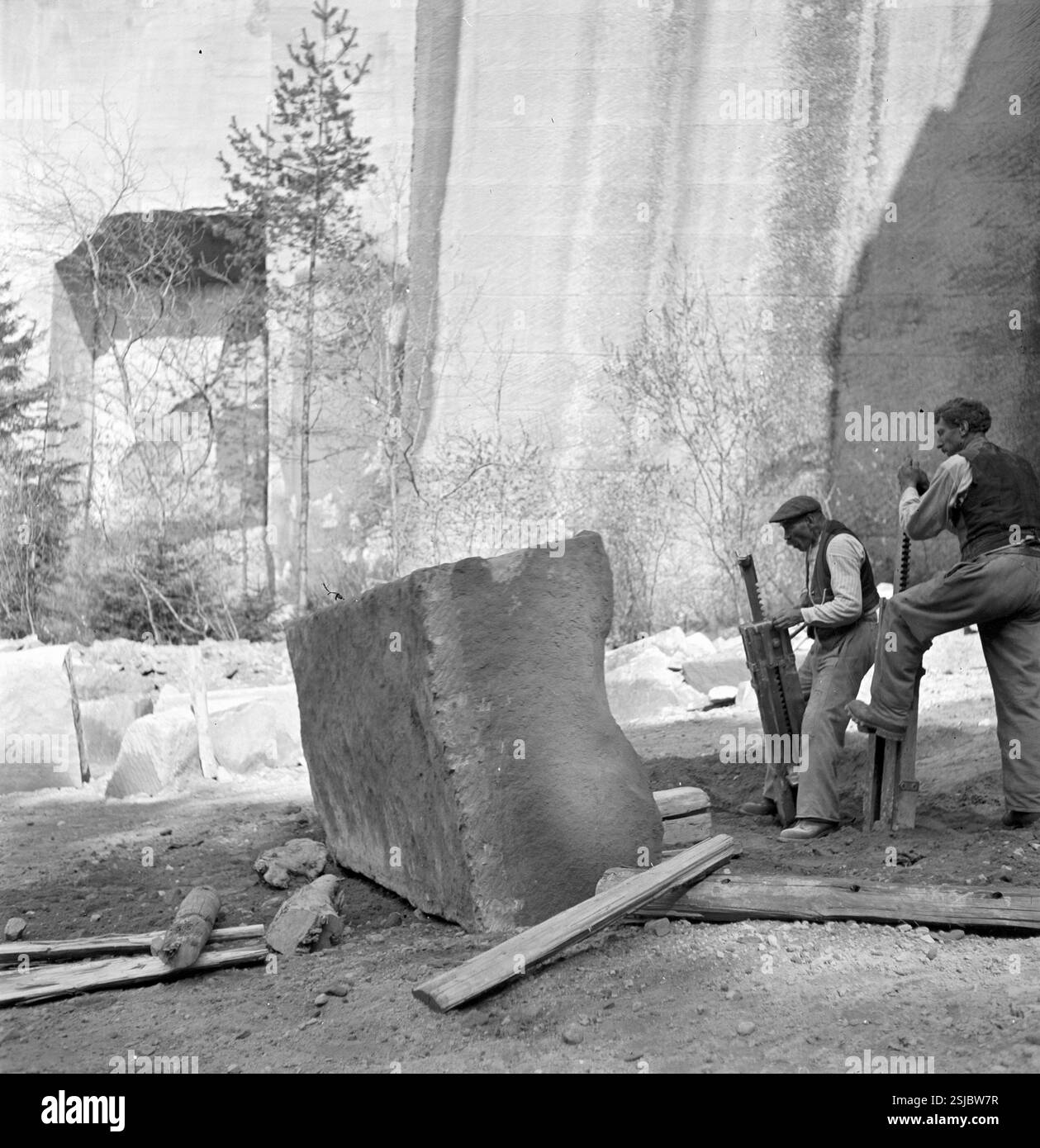 Steinbruch, Sandsteinbruch in der Nähe der Stadt Bern; 1941#Sandstone ...