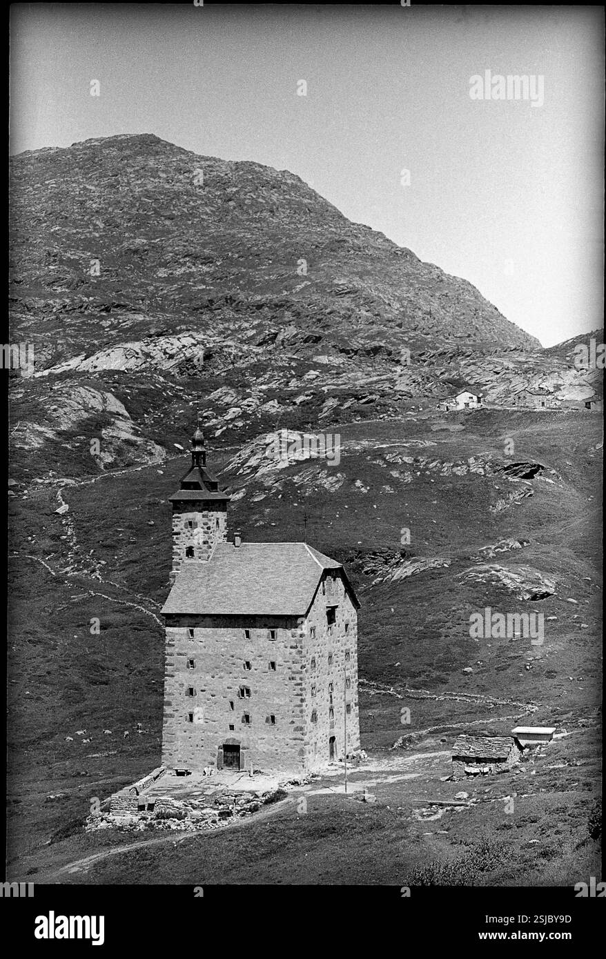 Altes Hospiz auf dem Simplonpass 1971#Old hospice on Simplon pass 1971 ...