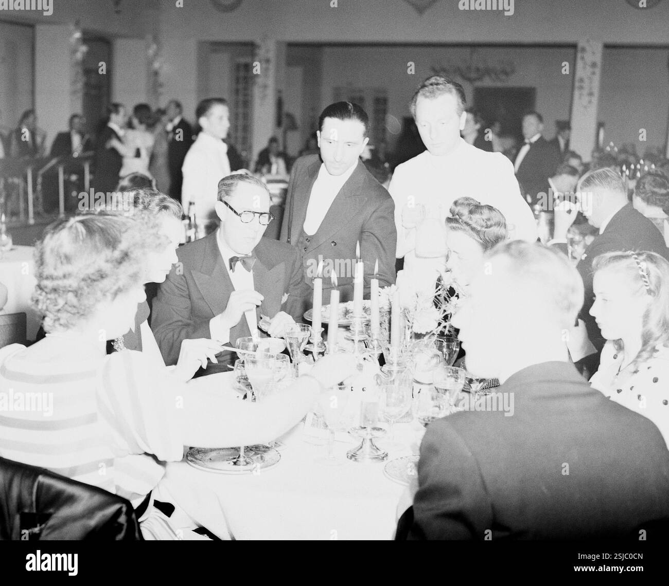 St. Moritz 1947: Dinner; Ball#St. Moritz 1947: formal dinner; ball- RDB ...