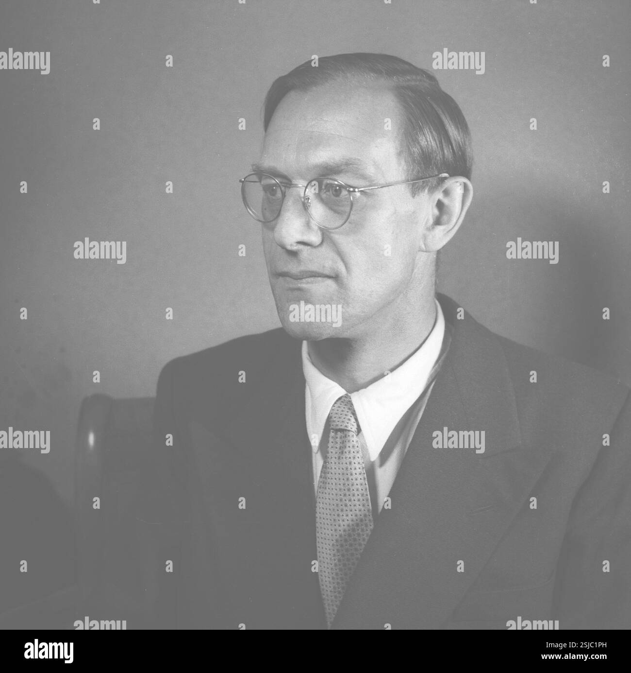 Professor Arnold Geering, 1950#Professor Arnold Geering, 1950- RDB BY ...