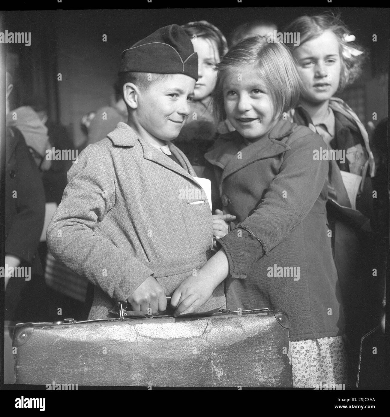 WK 2: Kinderhilfe; Französische Kinder in Basel 1944#WW 2: relief ...