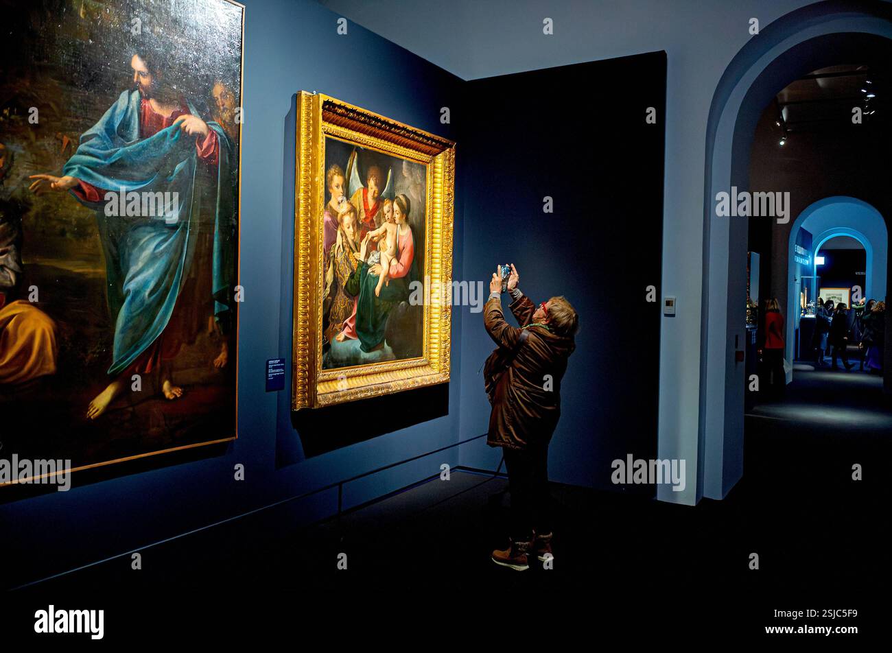 Exhibition preview of The Farnese in Sixteenth-Century Rome. Origins ...