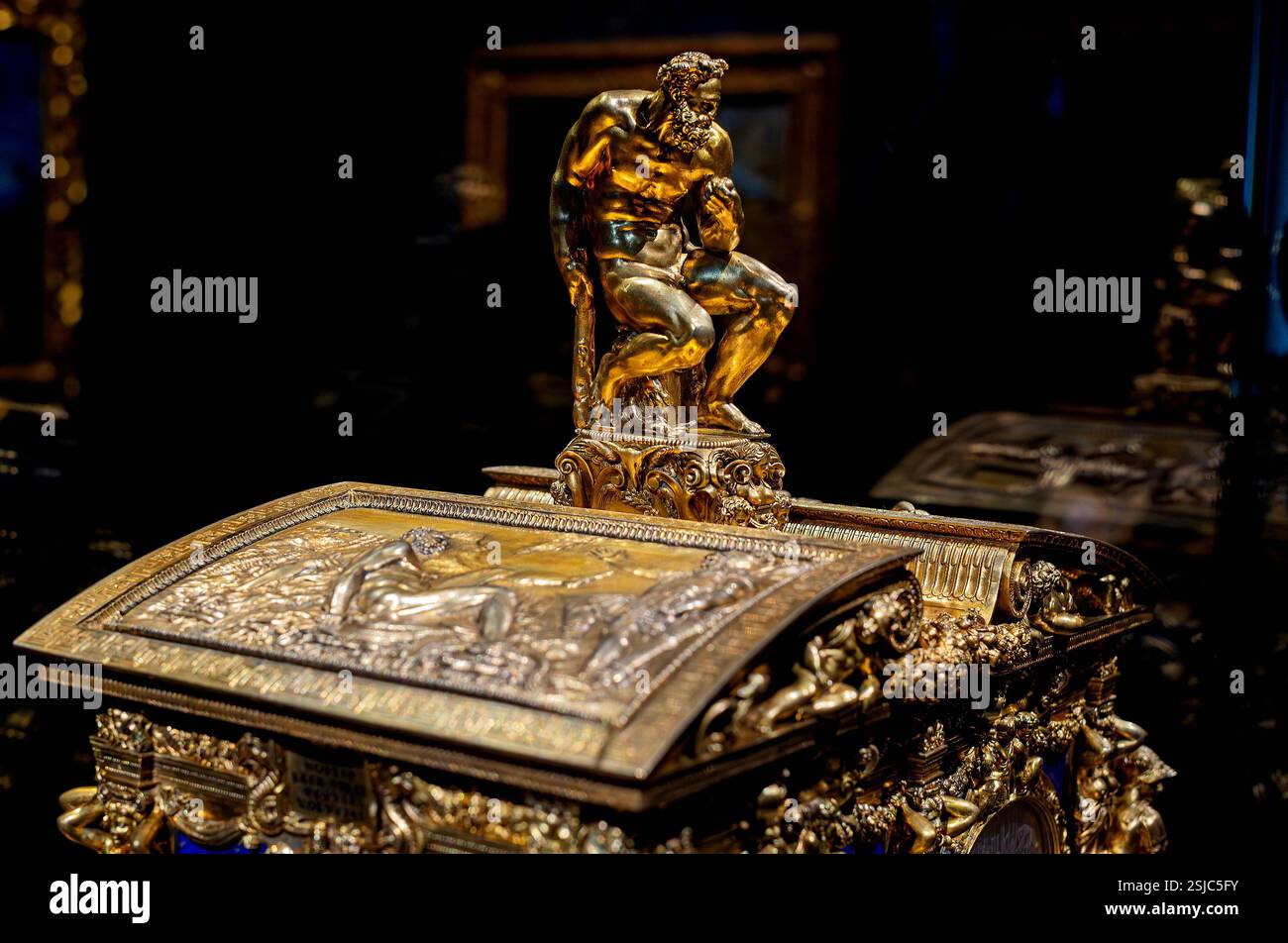 Exhibition preview of The Farnese in Sixteenth-Century Rome. Origins ...