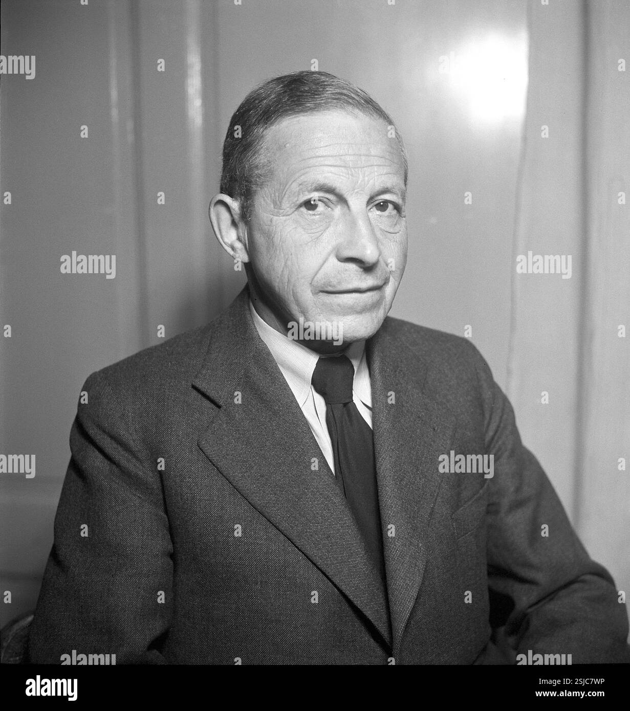 Rascher Black and White Stock Photos & Images - Alamy