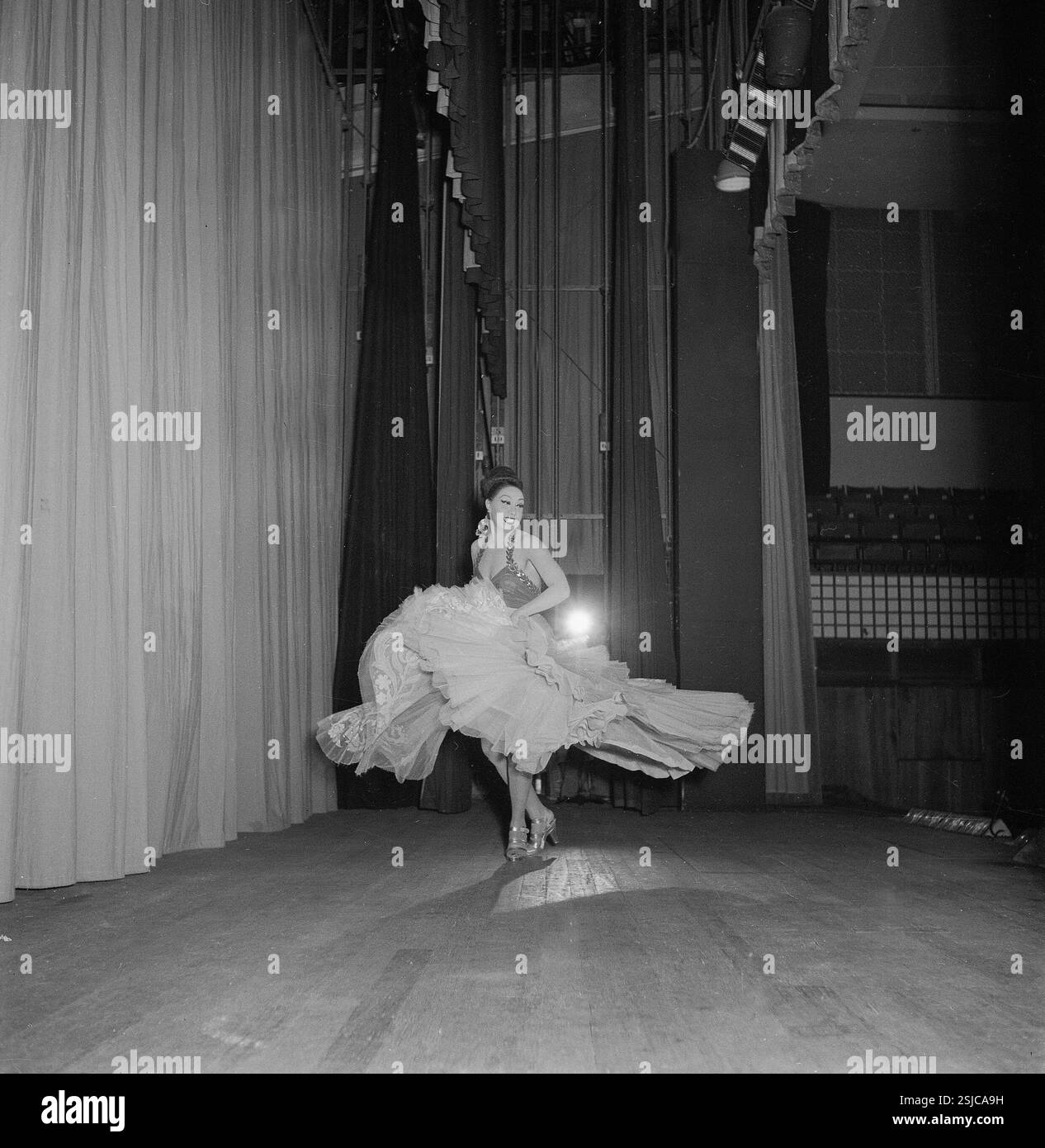 Josephine Baker 1950#Josephine Baker 1950- RDB BY DUKAS Stock Photo - Alamy