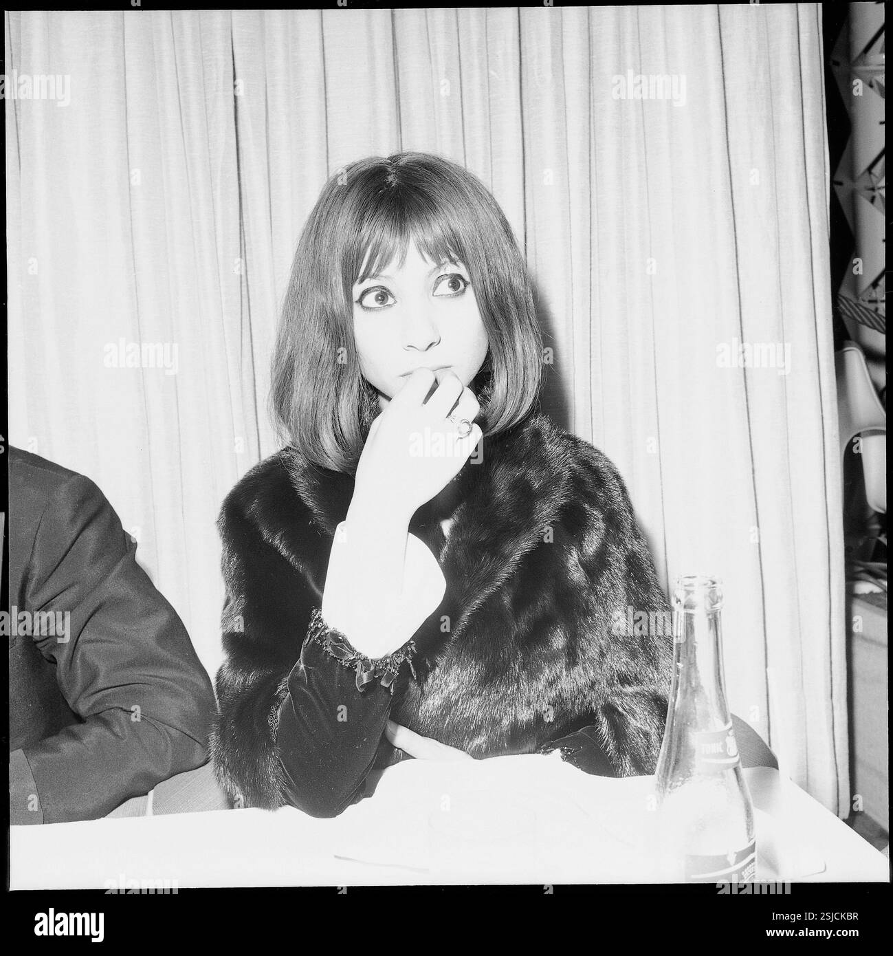 Esther Ofarim, israelische Sängerin und Schauspielerin#Esther Ofarim ...