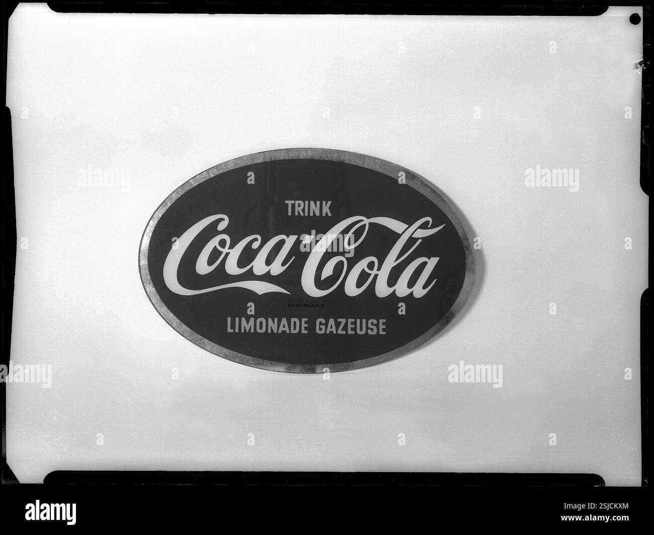 Coca-Cola; Werbematerial, Blechtafel, Plakette; 1950#Coca-Cola ...