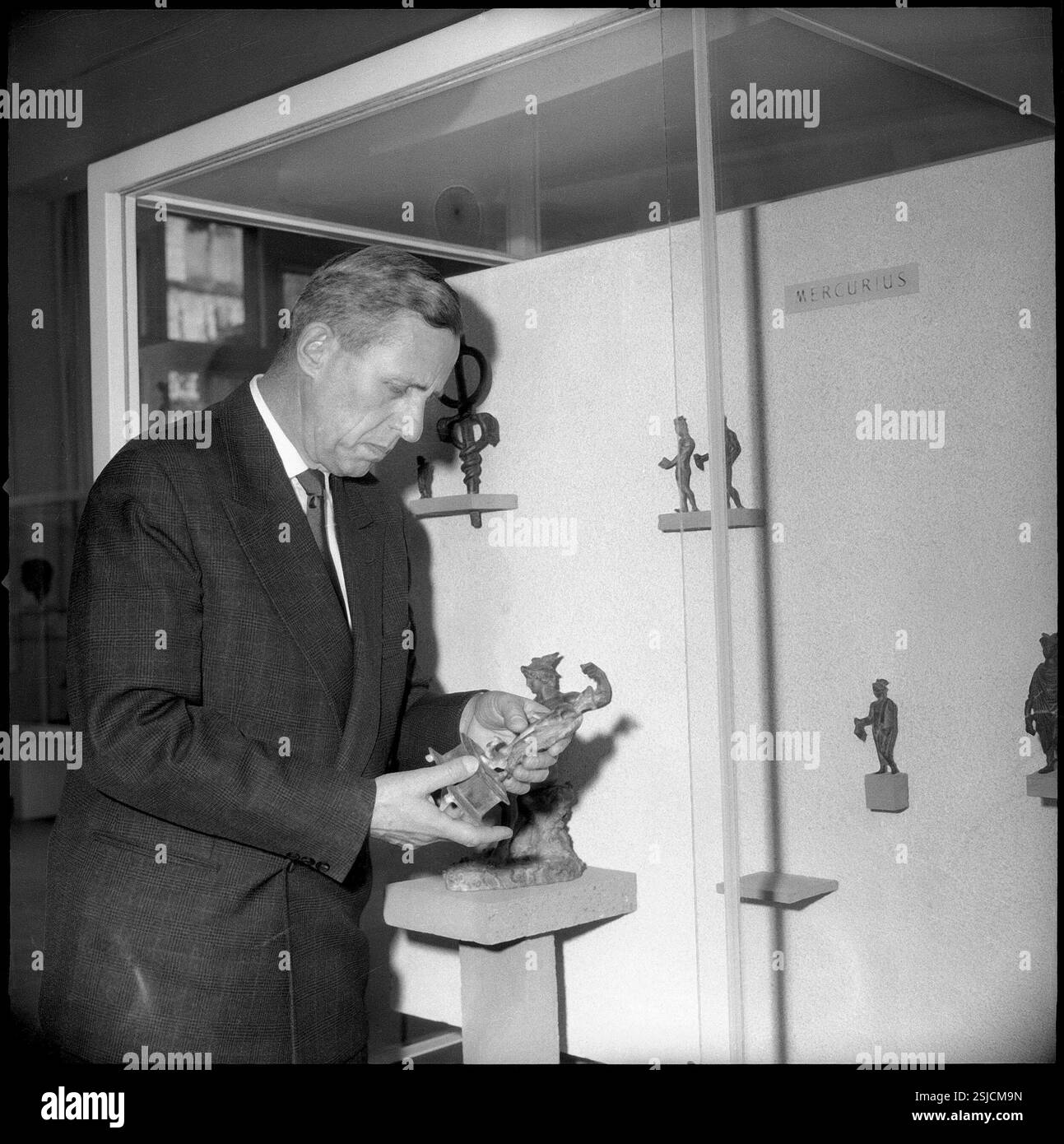 Prof. Dr. Emil Vogt, 1960#Prof. Dr. Emil Vogt, 1960- RDB BY DUKAS Stock ...