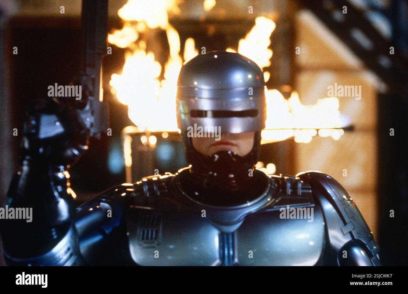 RoboCop 3 Year : 1993 USA Director : Fred Dekker Jill Hennessy, Robert John Burke, Remy Ryan ...