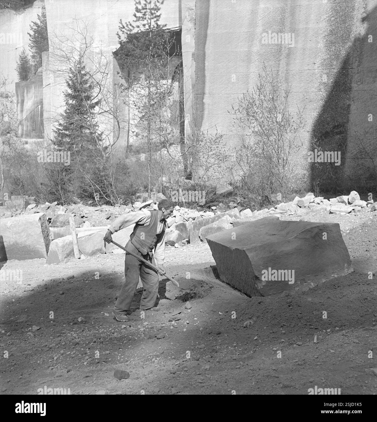 Steinbruch, Sandsteinbruch in der Nähe der Stadt Bern; 1941#Sandstone ...