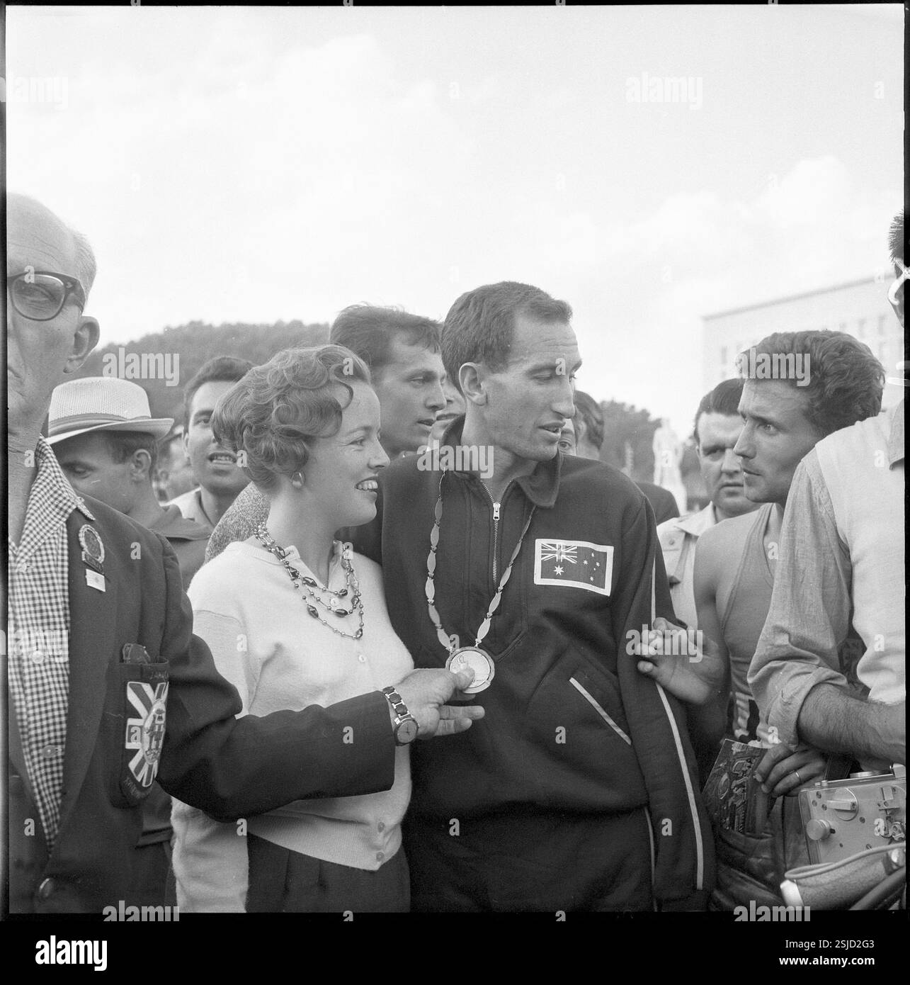 Rom 1960: 1500m; Sieger Elliott mit seiner Frau#Rome 1960: 1500m ...