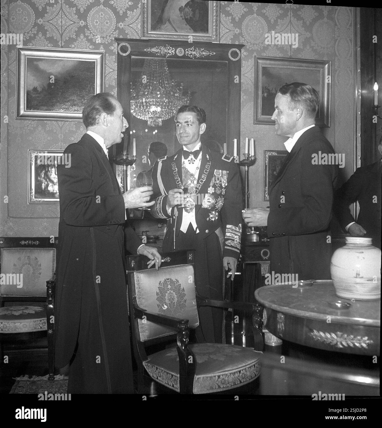 Enrico Celio, Schah Reza Pahlavi, Max Petitpierre, Bern 1948#Enrico ...
