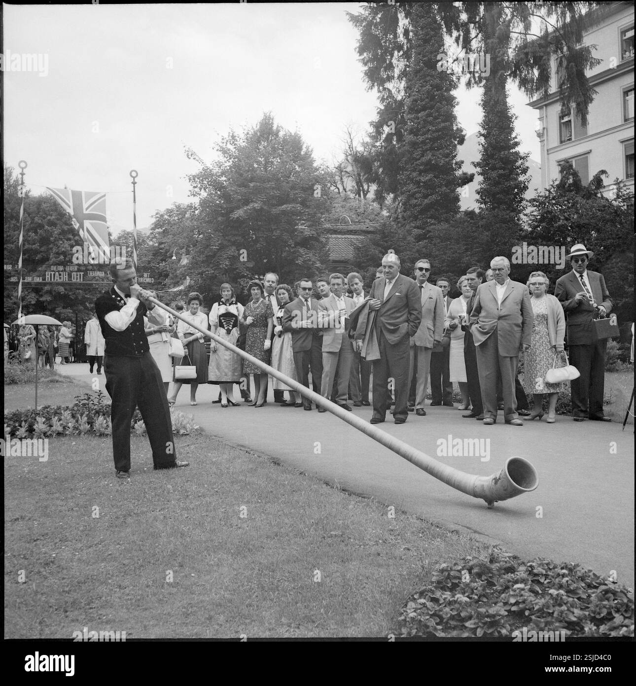 Ted Heath in der Schweiz, 1960#Ted Heath in Switzerland, 1960- RDB BY ...