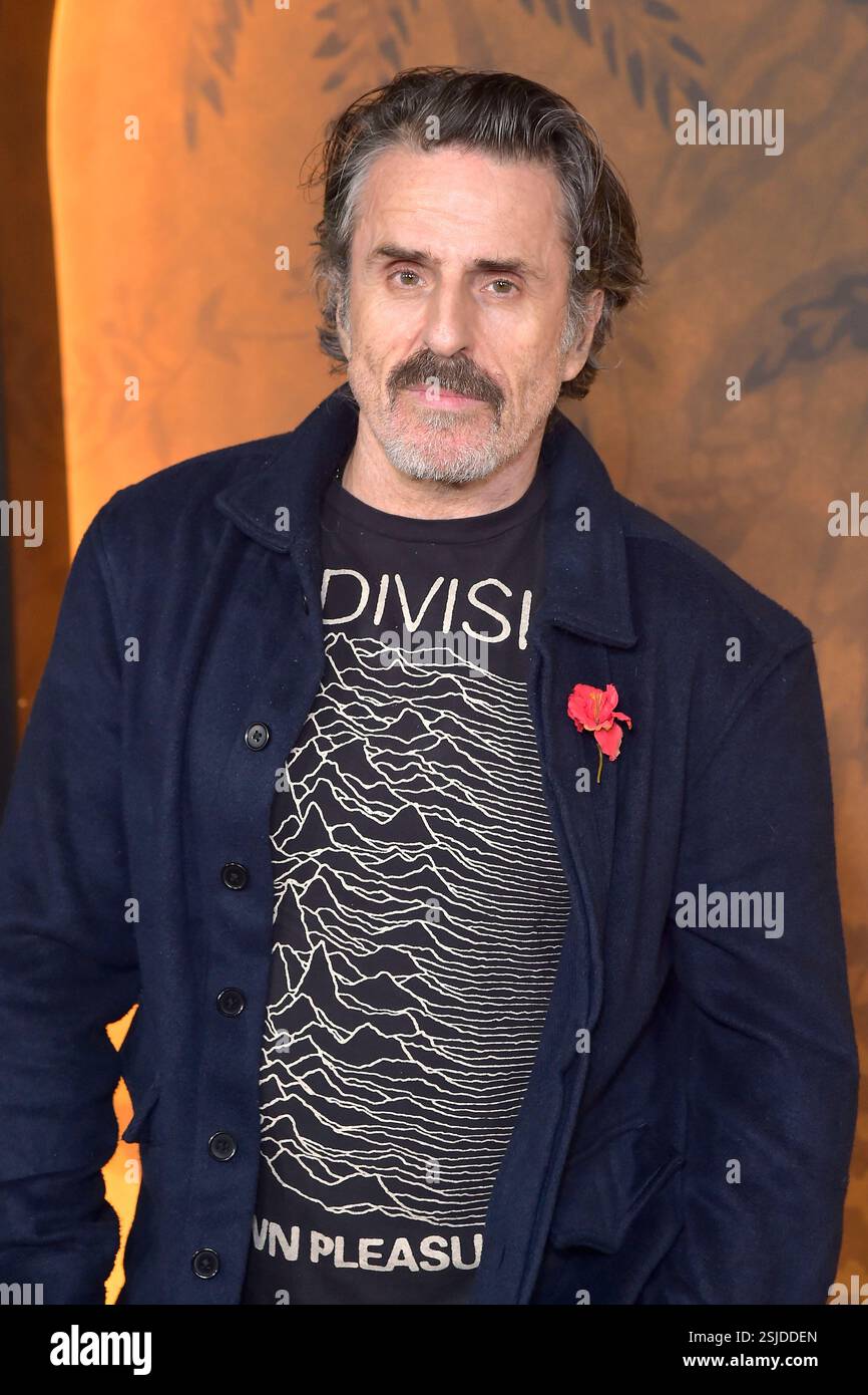 Con O'Neill bei der Premiere der 3. Staffel der HBO Serie 'The White ...