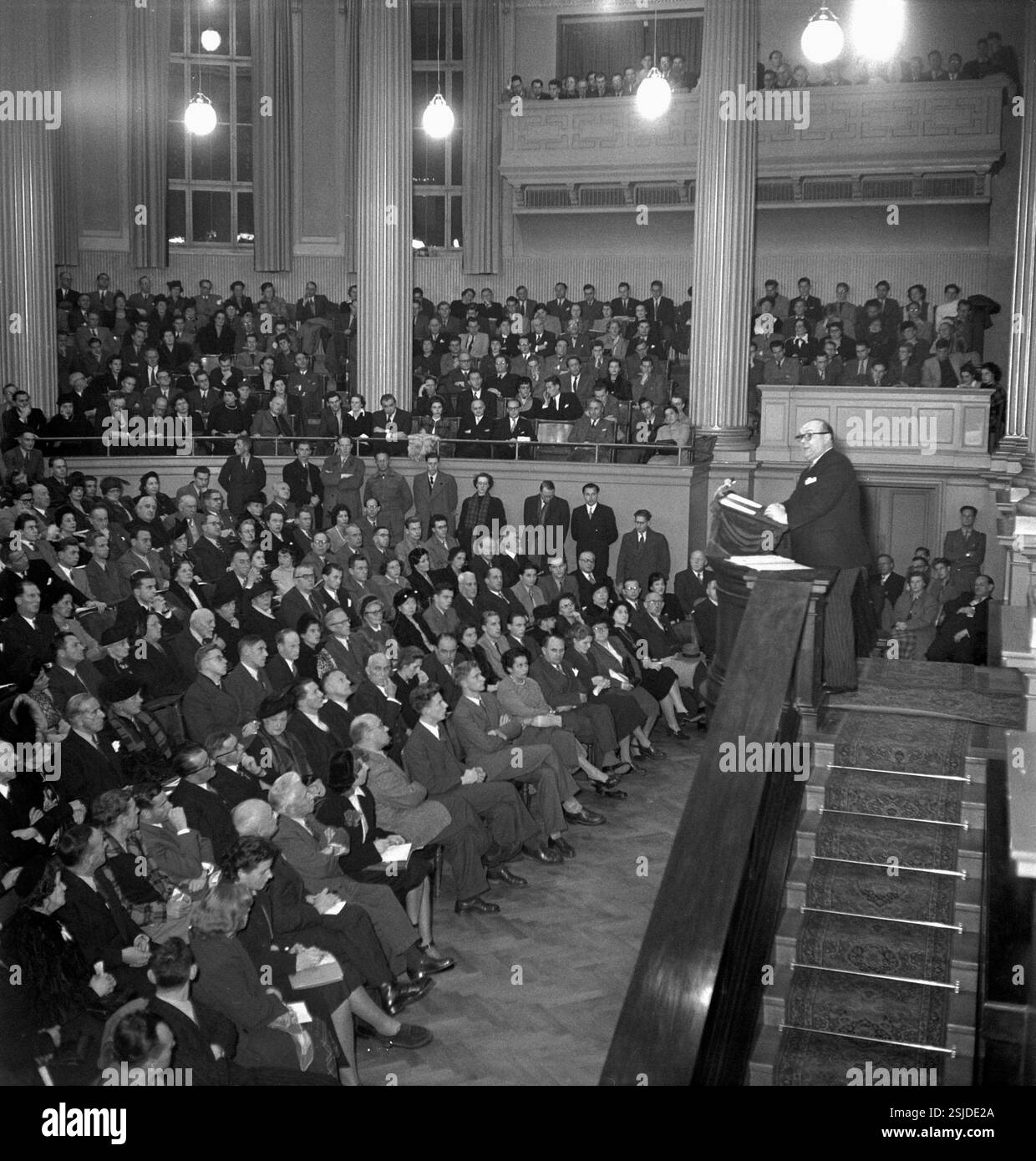 Paul-Henri Spaak spricht an der ETH über "Das Neue Europa", 1949#Paul ...