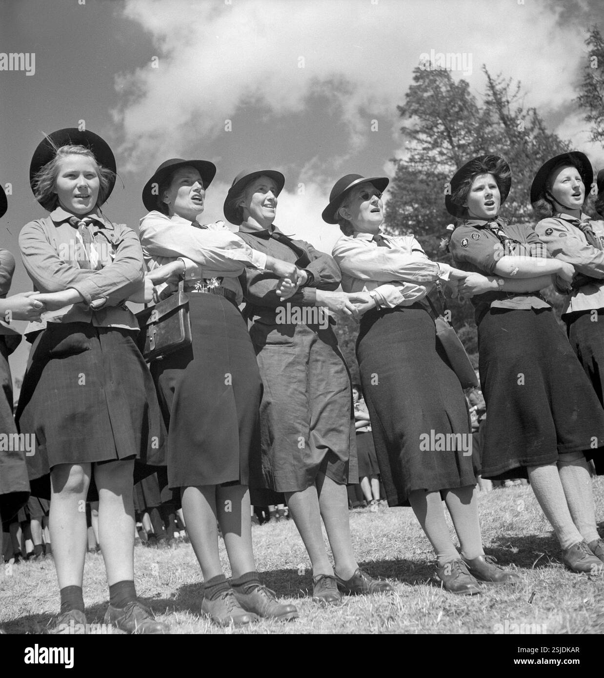 30 Jahre Bund Schweiz. Pfadfinderinnen in Ulrichen 1949: Besuch von ...