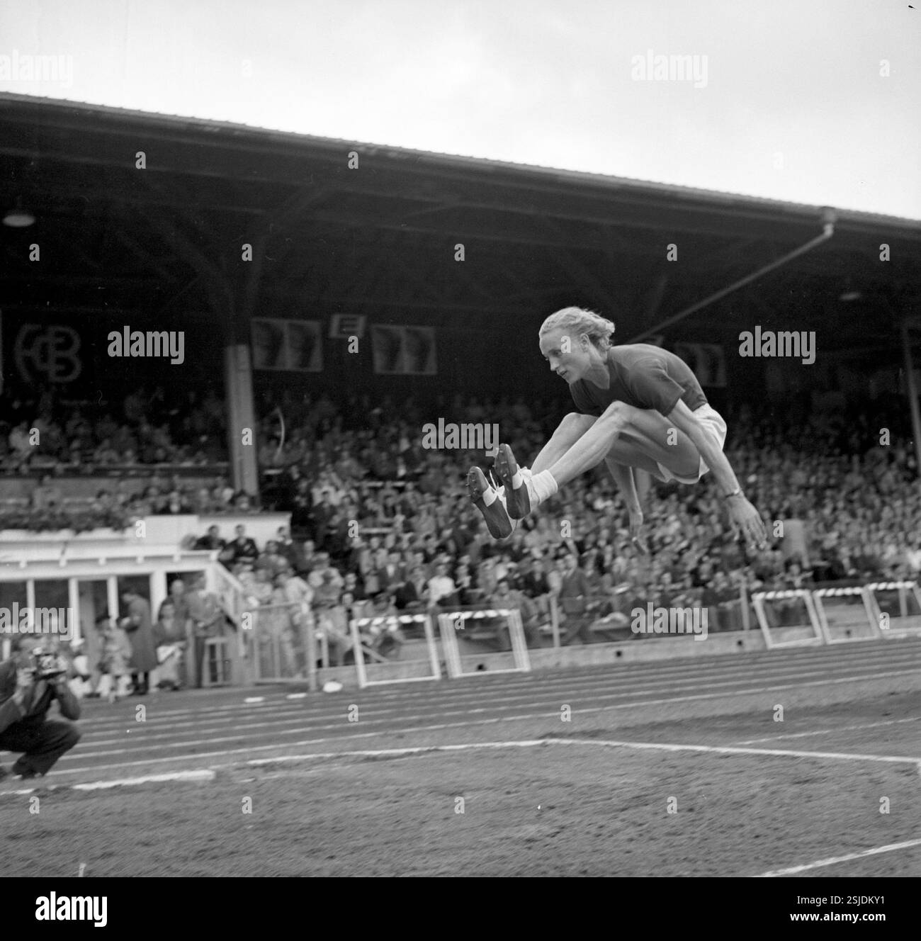 Leichtathletik-EM 1954 Bern, Final Weitsprung: Alexandra Tschudina# ...