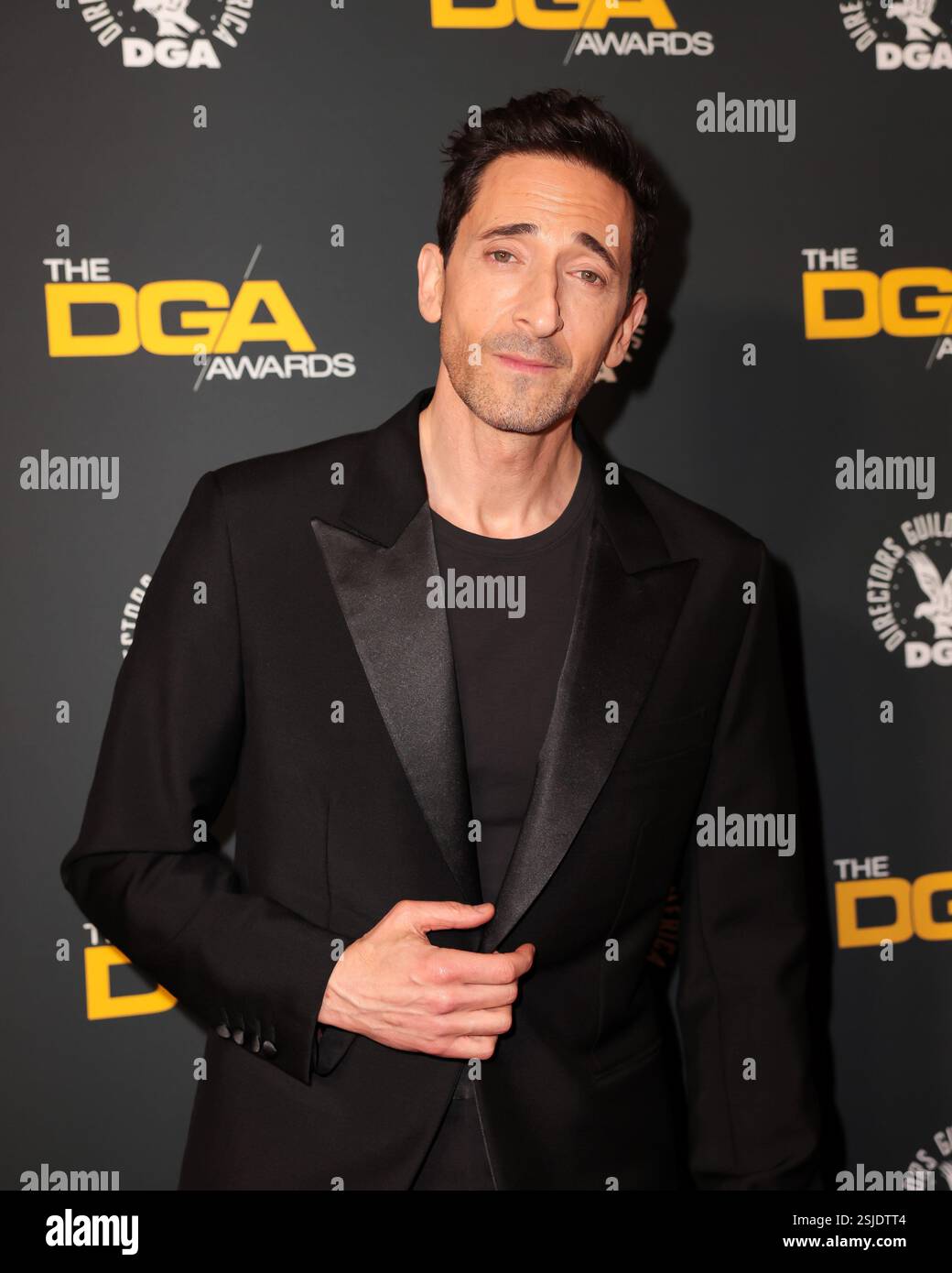 Beverly Hills, Eua. 07th Feb, 2025. Actor ADRIEN BRODY walks the red ...