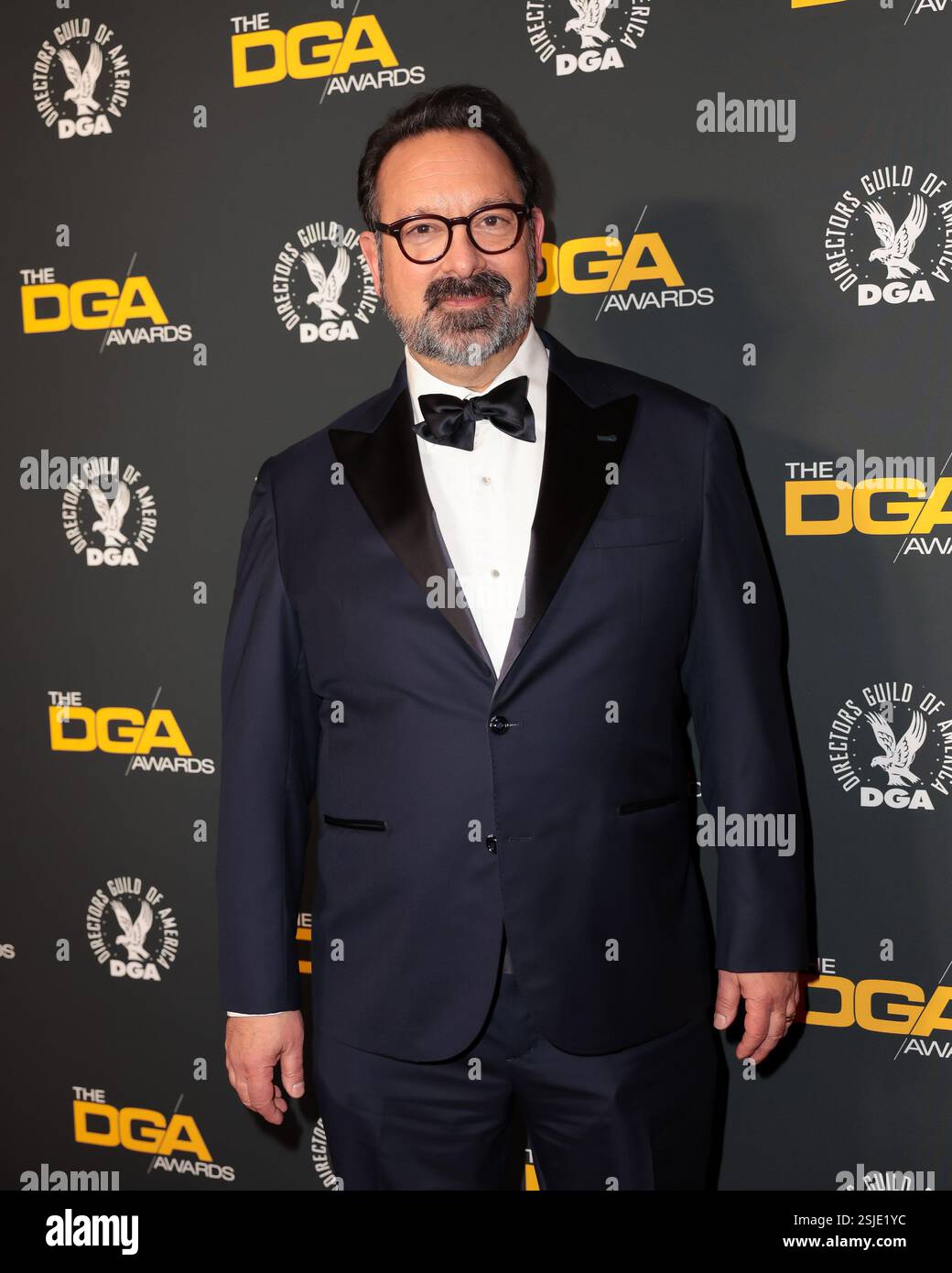 Beverly Hills, Eua. 07th Feb, 2025. Director JAMES MANGOLD walks the ...