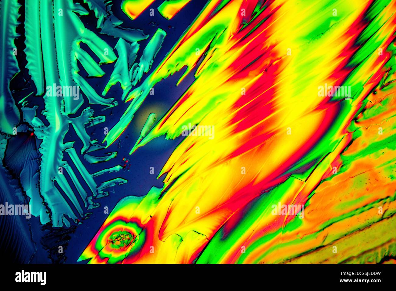 Urea in polarized light, crystals magnified 100x Stock Photo - Alamy