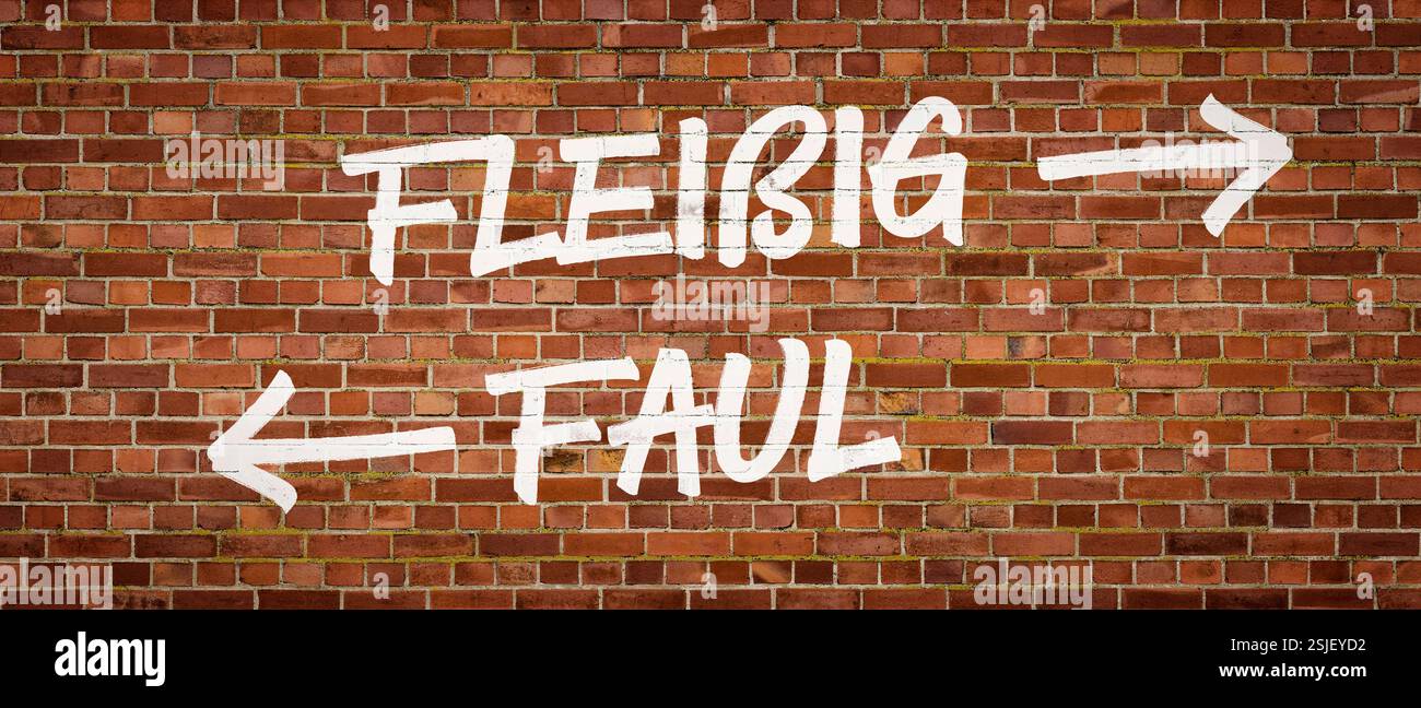 Arrow on brick wall hi-res stock photography and images - Alamy