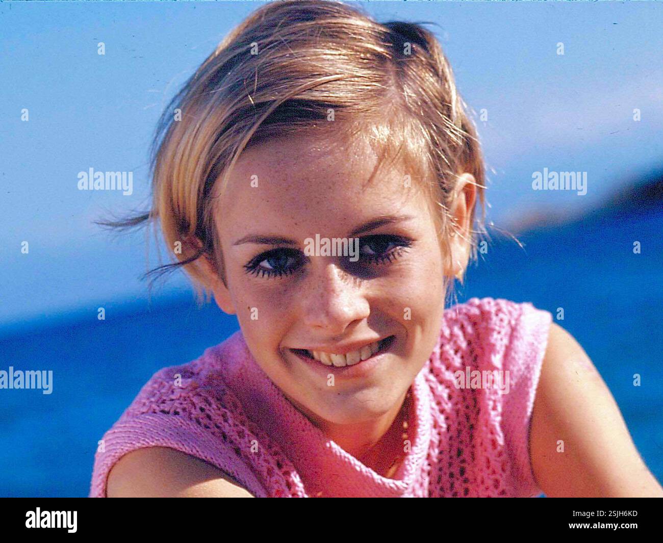 May 5, 1967 - London, England, United Kingdom - EXACT DATE AND LOCATION ...