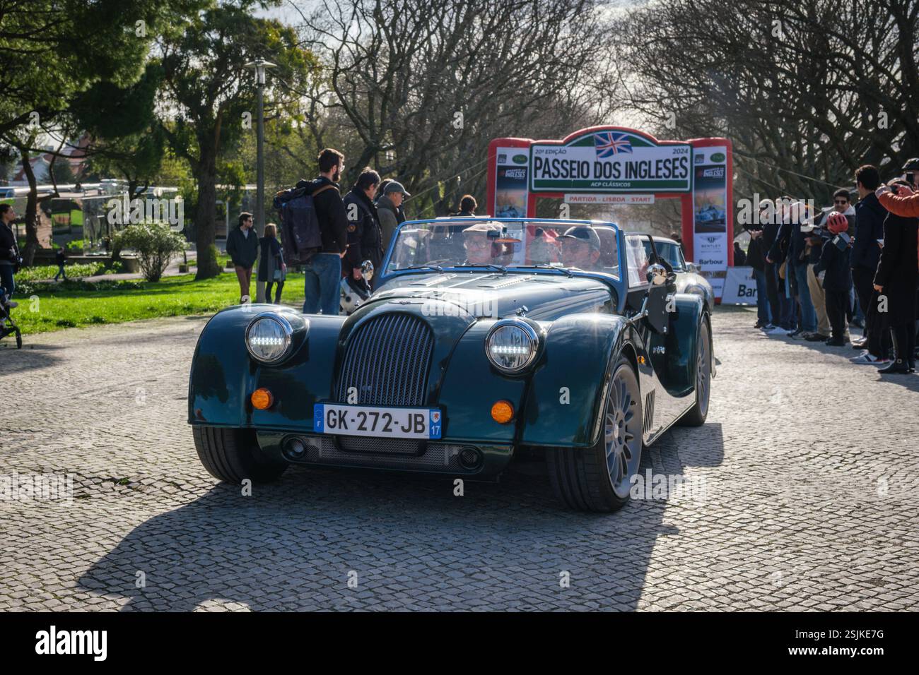 A classic dark green Morgan Plus 6 sports car Stock Photo - Alamy