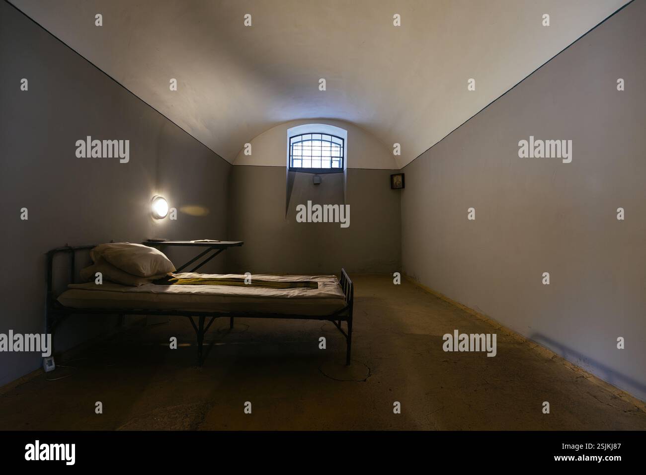 Interior of old prison cell Stock Photo - Alamy