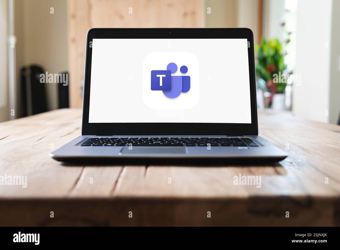 Laptop with MIcrosoft Teams Stock Photo - Alamy
