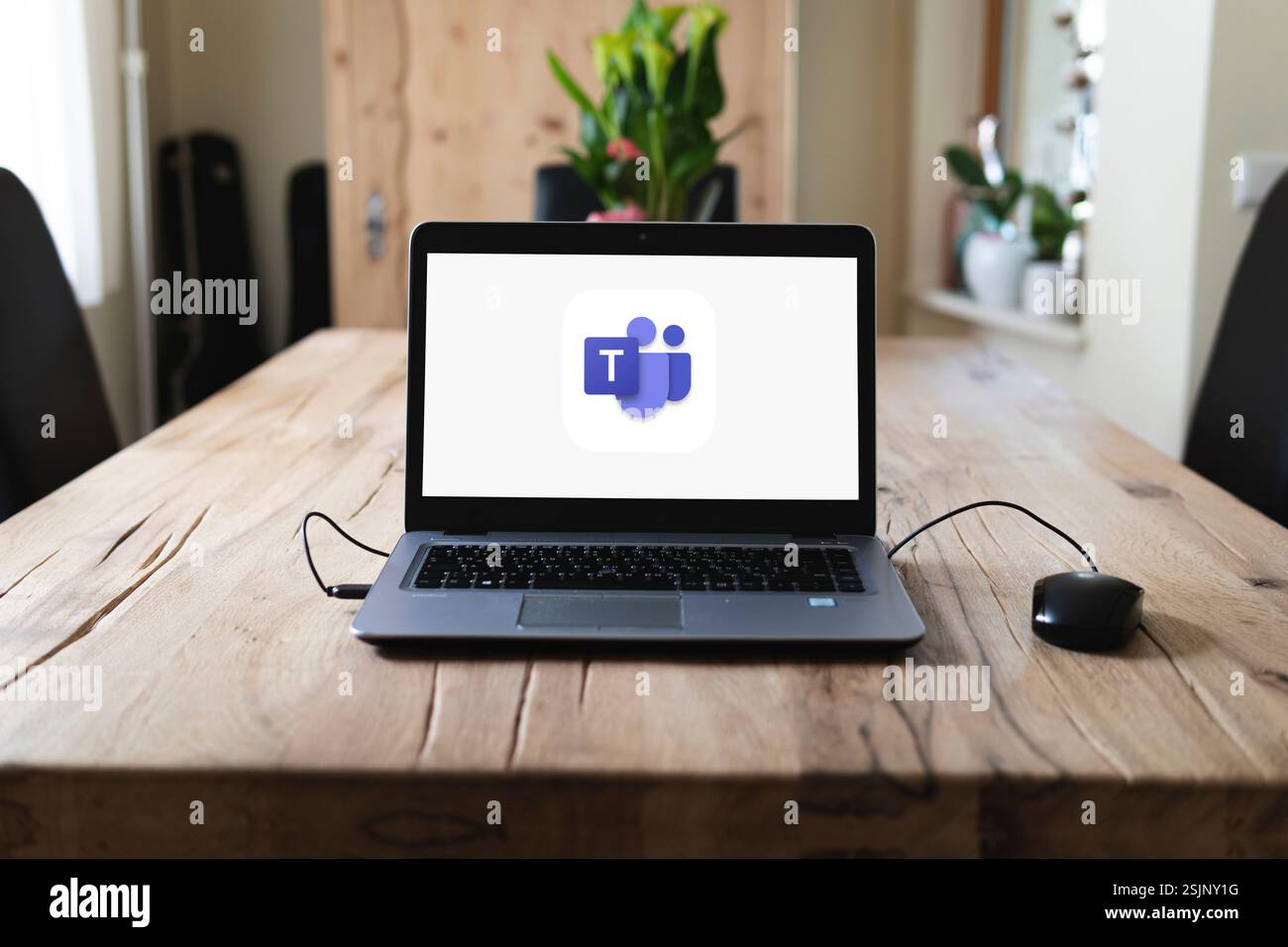 Laptop with MIcrosoft Teams Stock Photo - Alamy