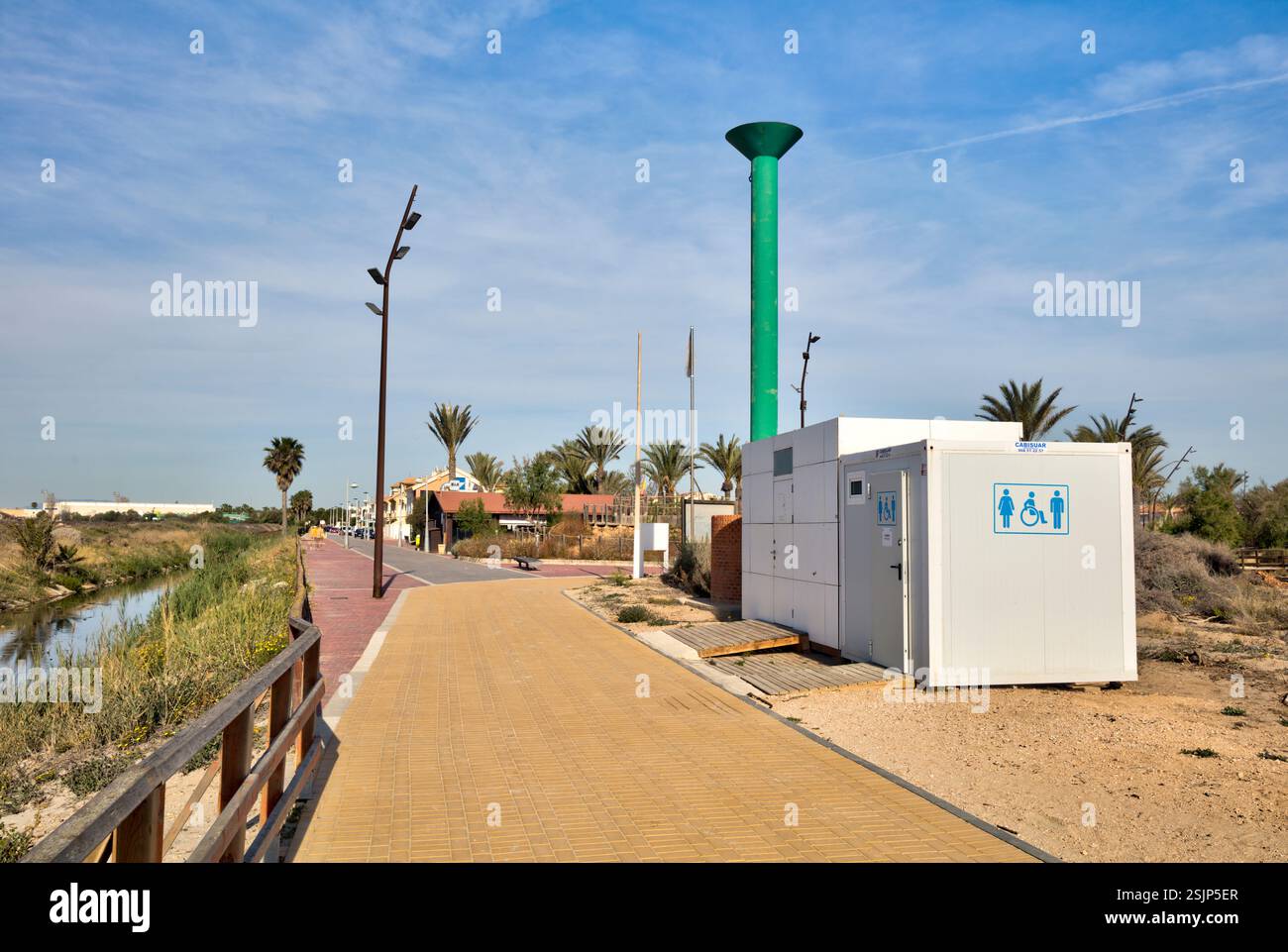 Playa de El Mojon, sanitary building, San Pedro del Pinatar, Mar Menor ...