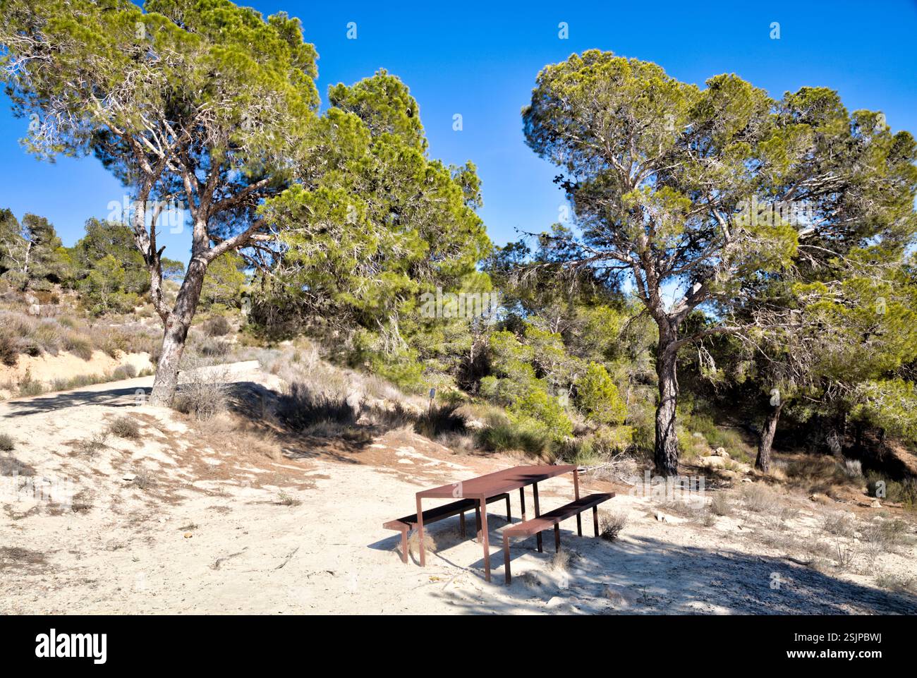 Camino de Angel Tramo 1, hiking trail, rest area, Alto los Ginovinos ...