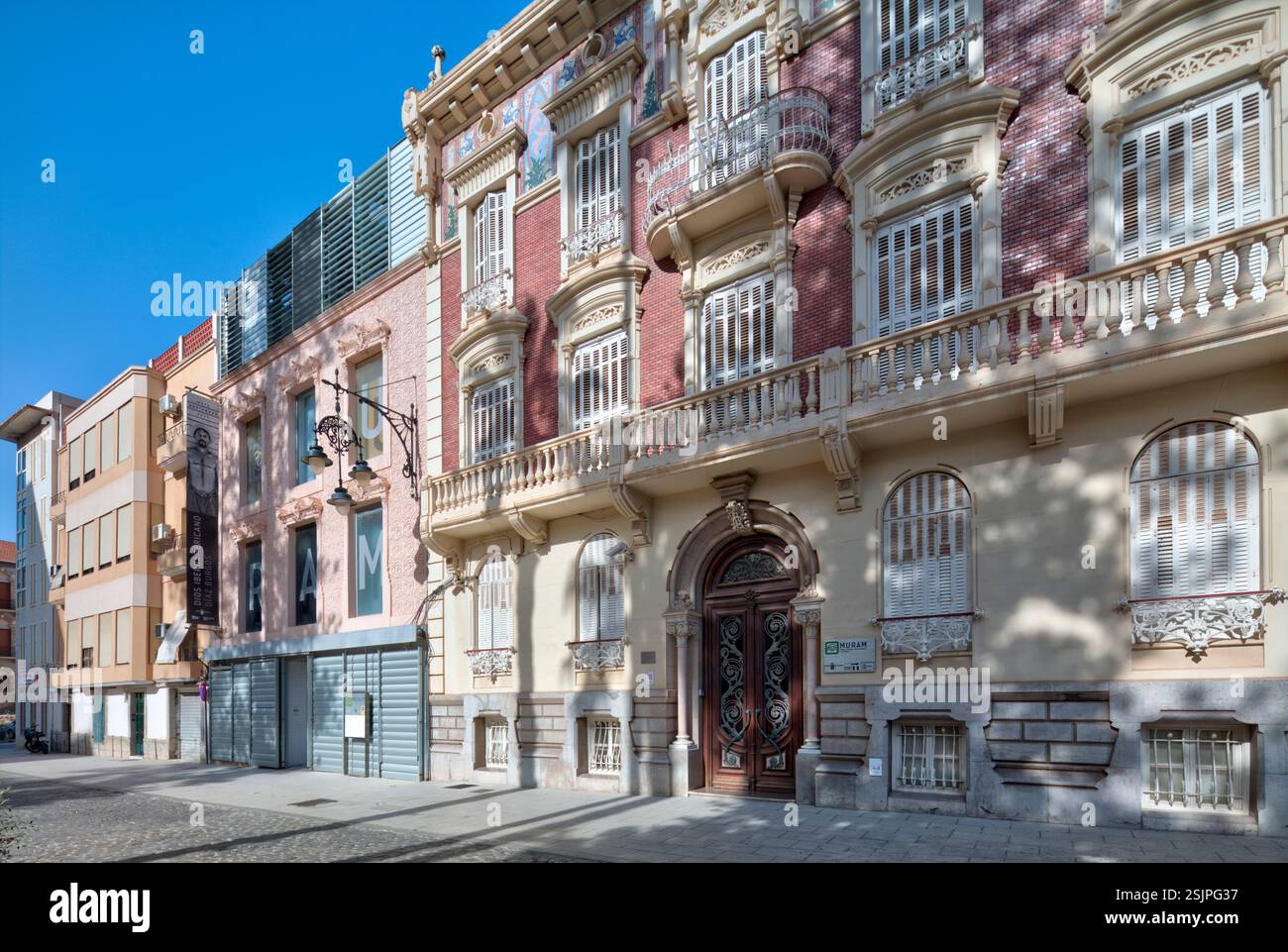 MURAM - Museo Regional de Arte Moderno, house facade, architecture ...