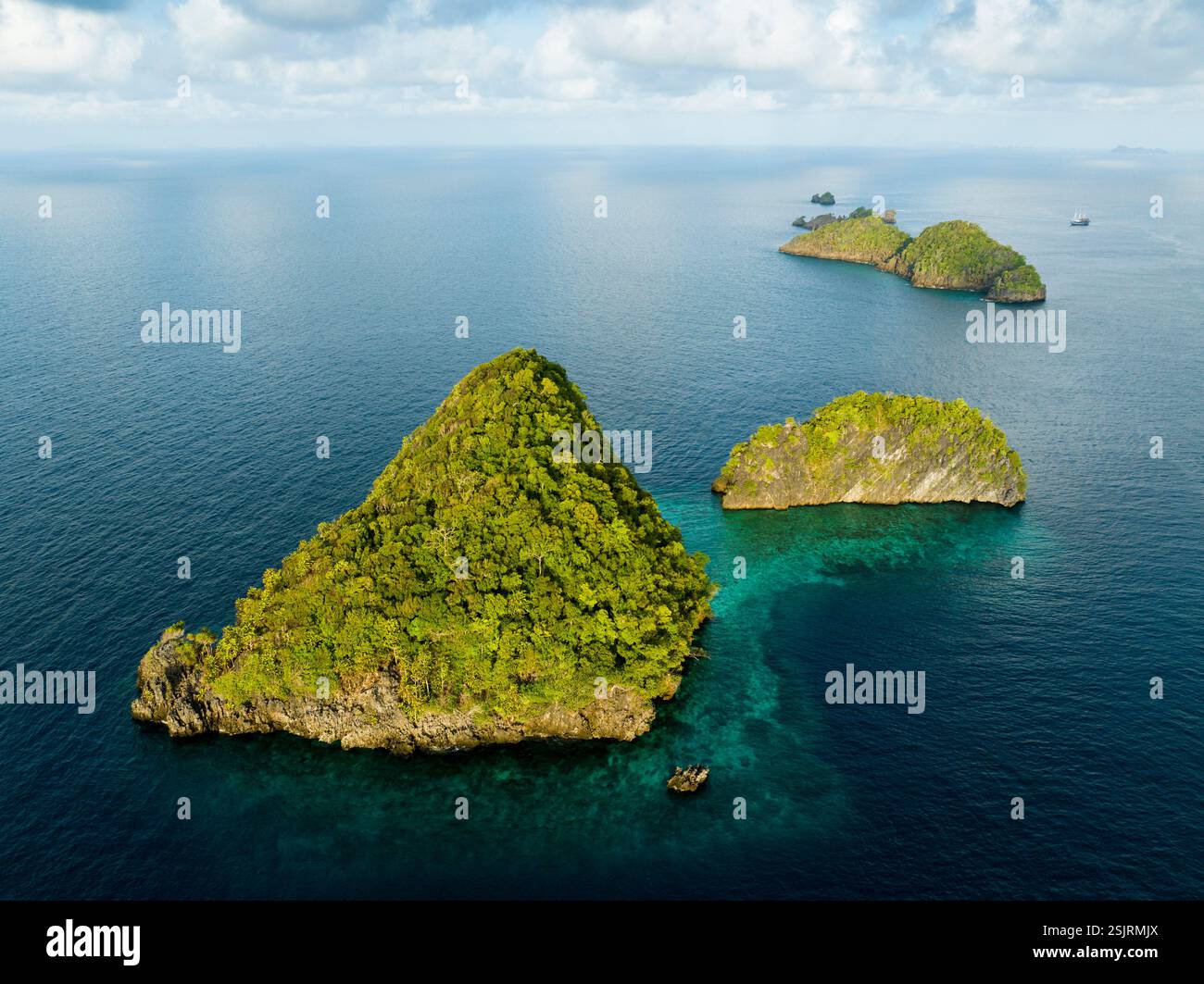 Islands of Misool, Misool, Raja Ampat, Indonesia Stock Photo - Alamy