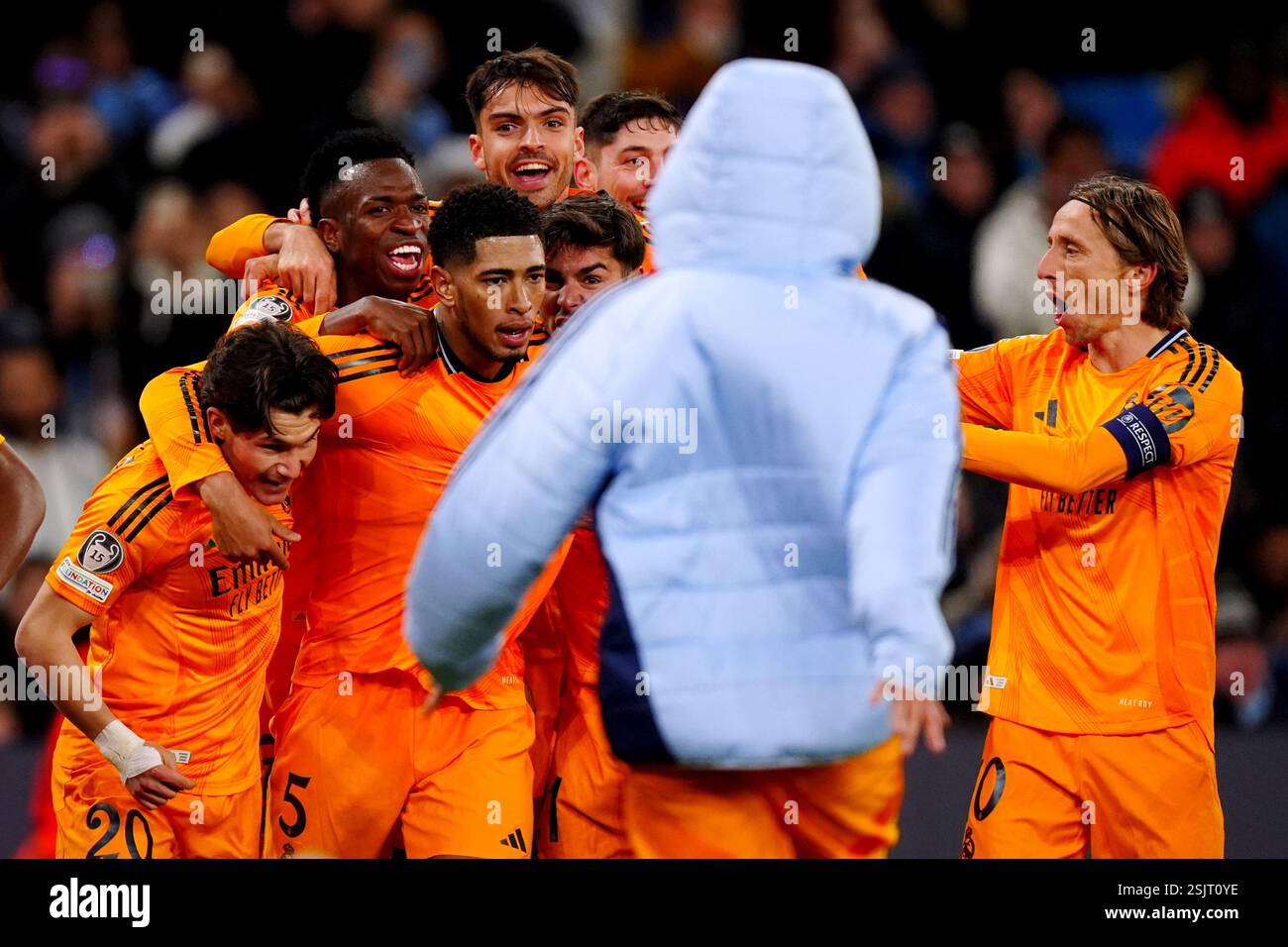 Real Madrid's Jude Bellingham (centre) celebrates scoring their side's ...